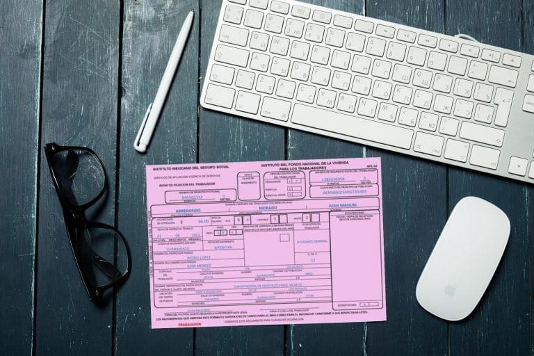 Hoja rosa del IMSS: novedades del trámite - Cursos IMSS